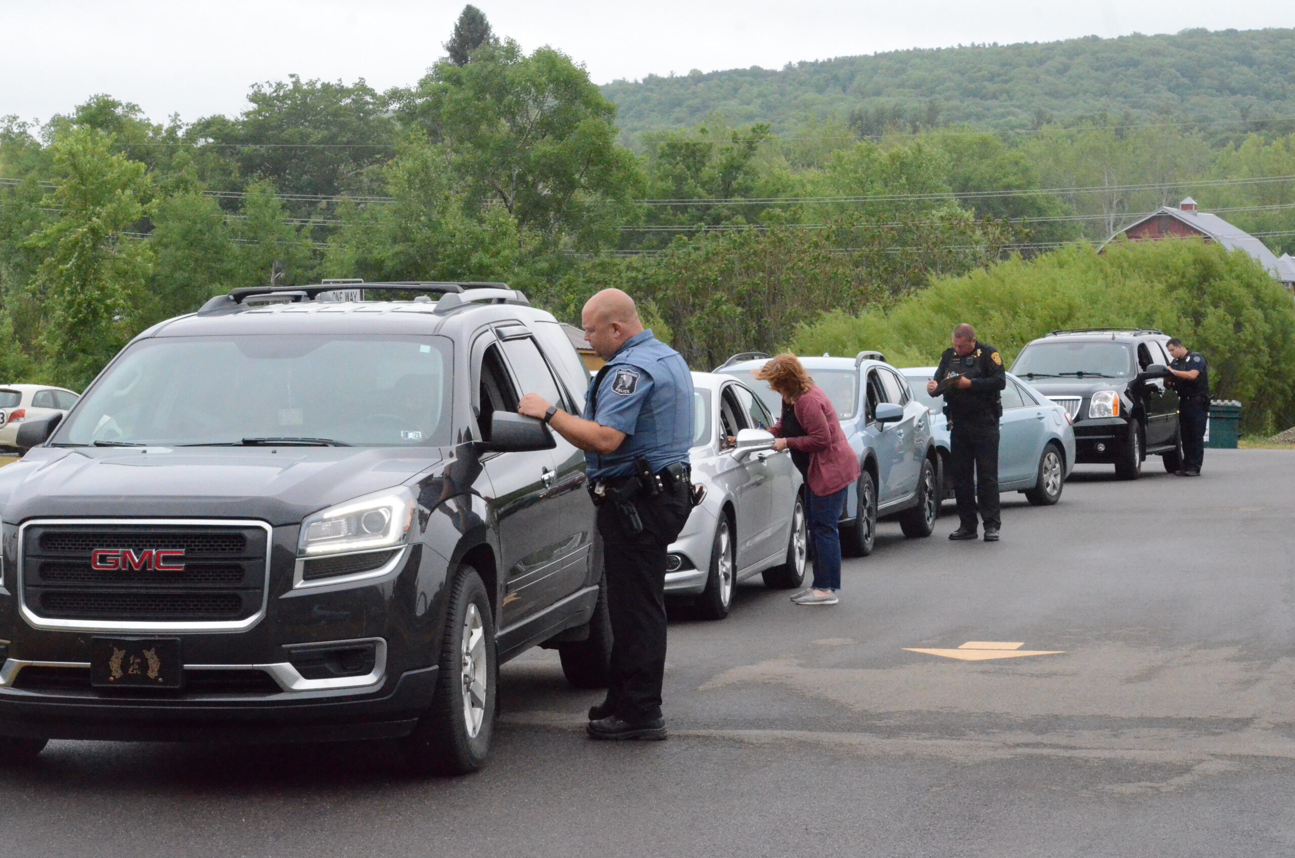 100 turn out for illegible license plate event | News, Sports, Jobs ...